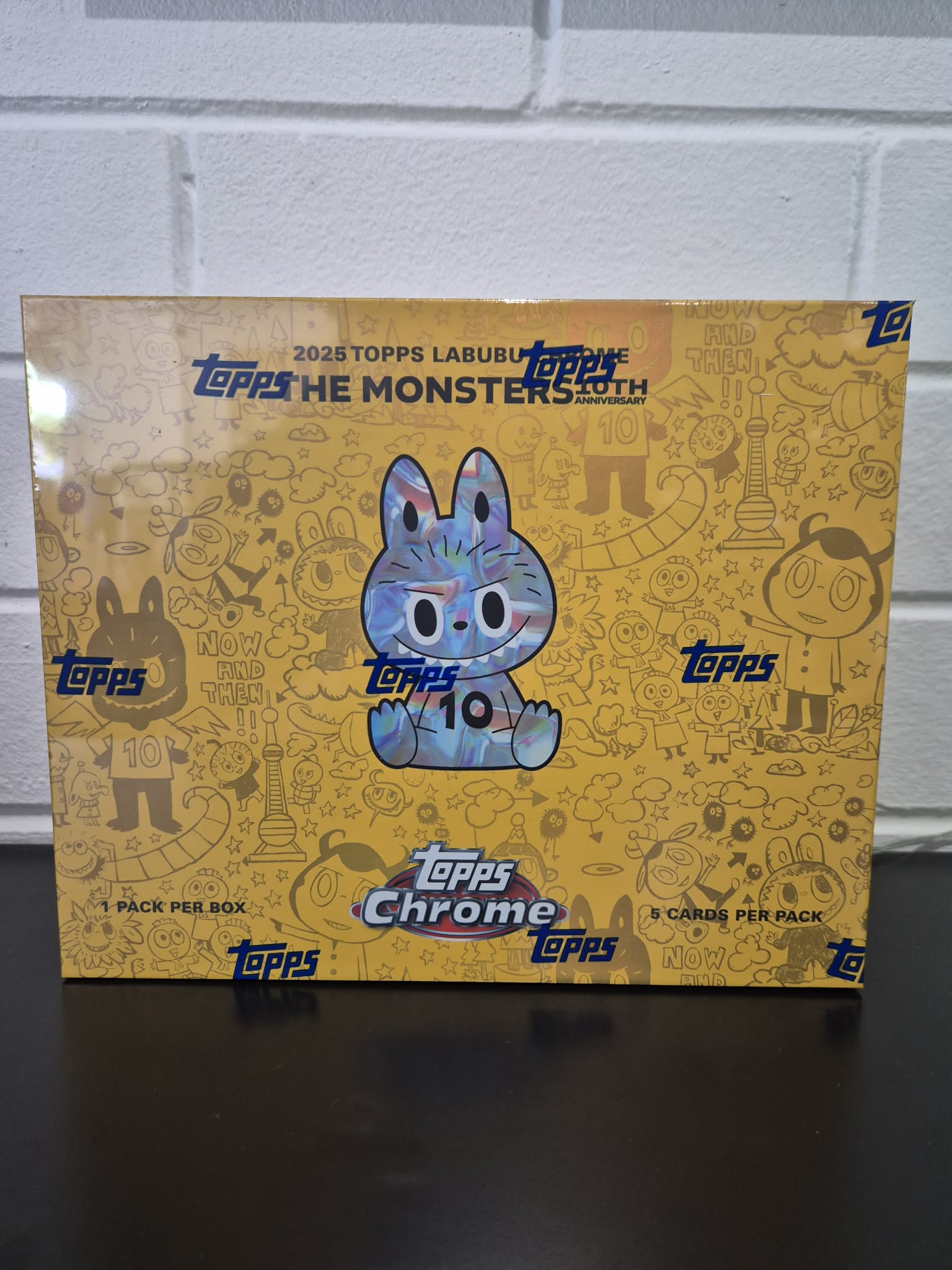 2025 Topps Labubu Chrome The Monsters 10th Anniversary hobby box ...